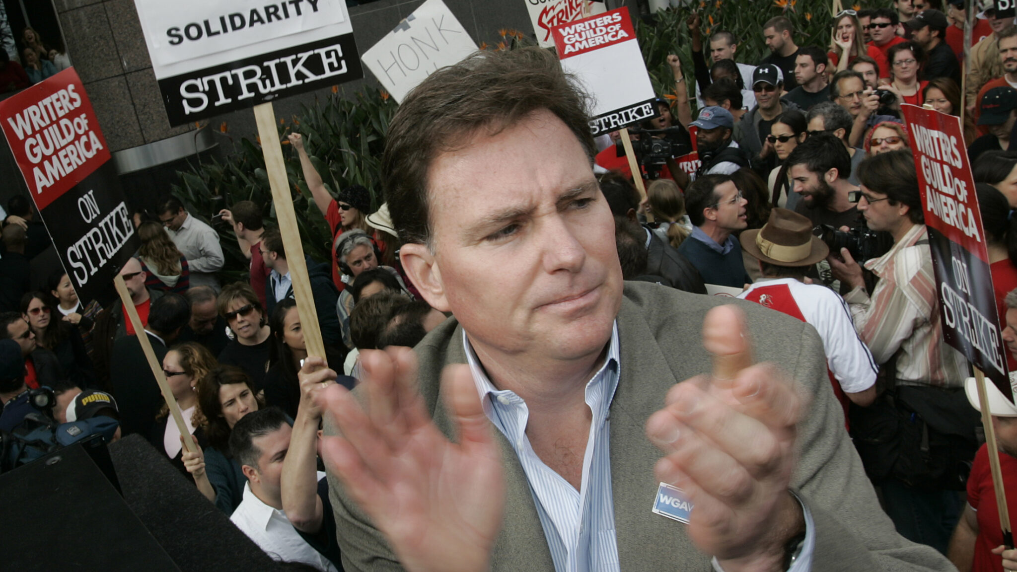 Hollywood’s Writers Are Getting Ready For War - Puck