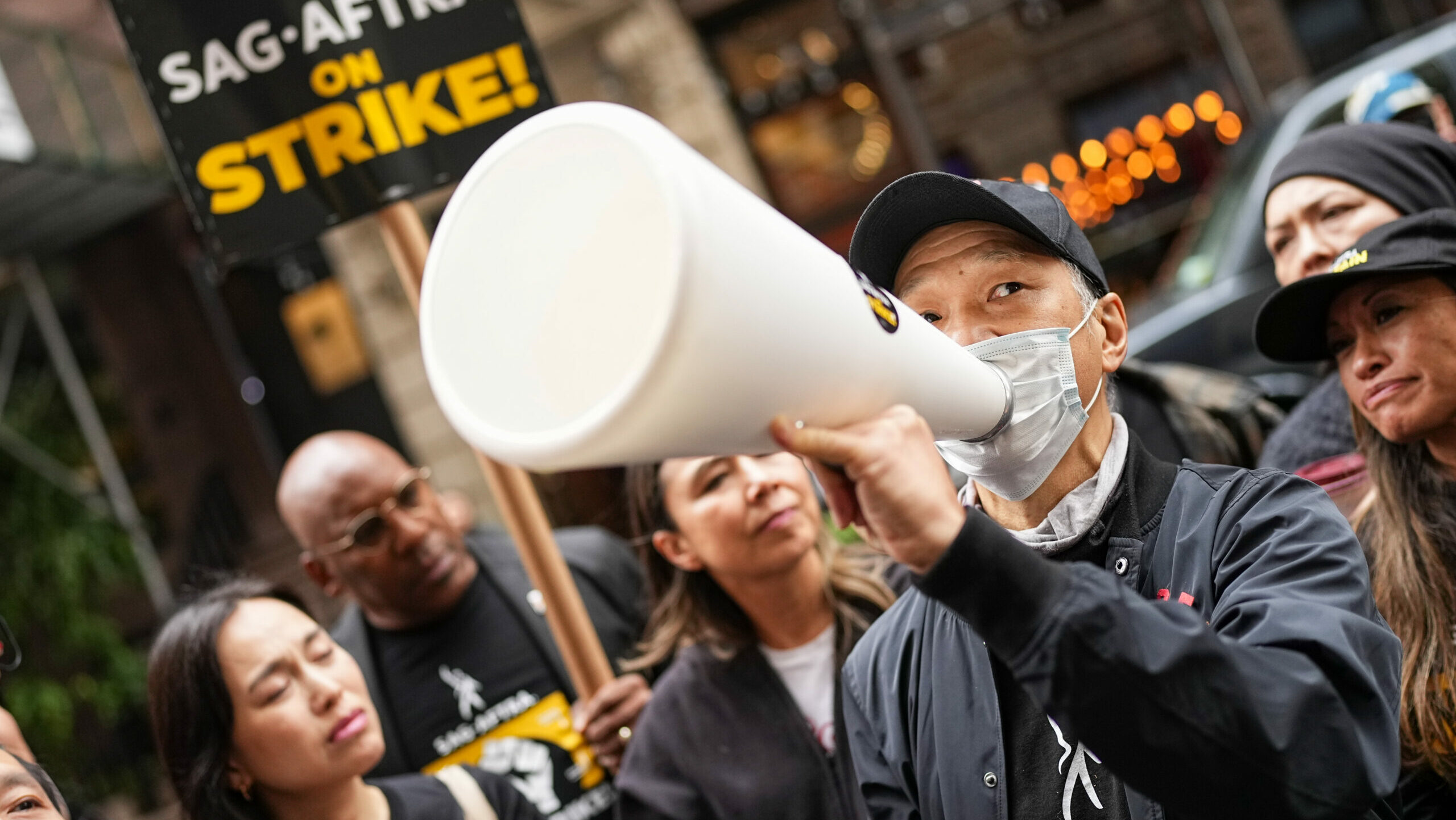 The WGA Deal 10 Commandments, Part 1 - Puck