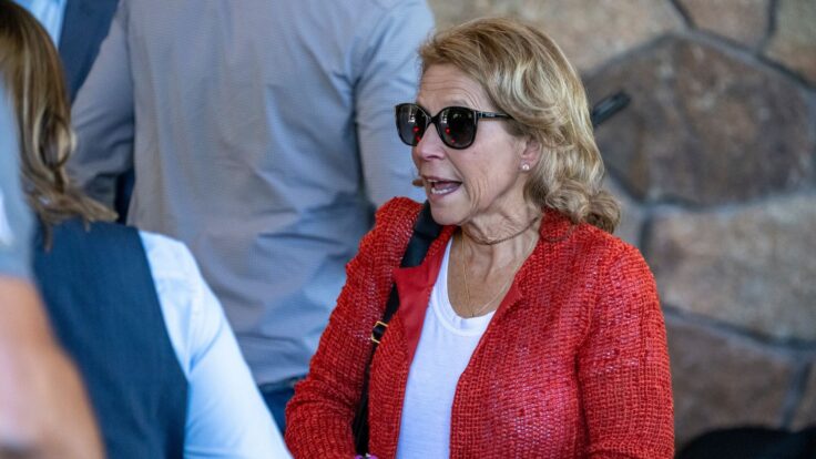 Shari Redstone Joins Fellow Moguls Paying Trump to Go Away - Puck