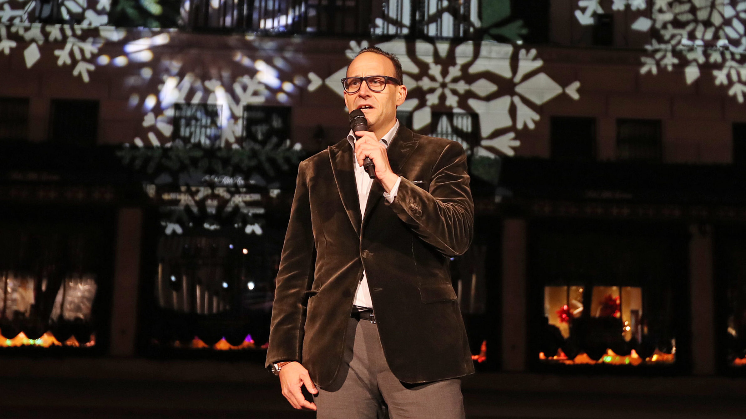 Gucci’s ‘White Lotus’ Invasion & The Saks Payment Sitch - Puck