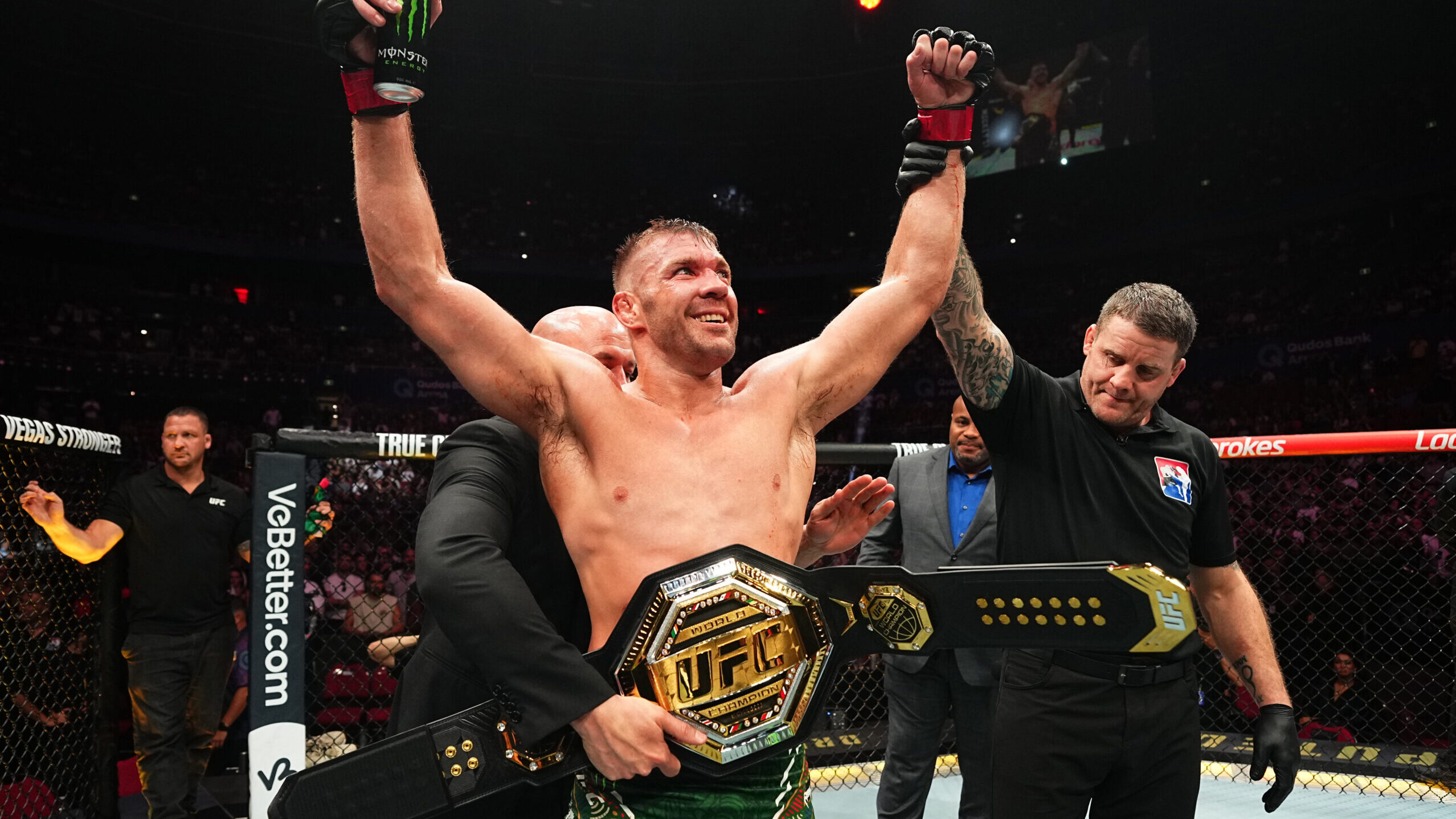 UFC Venum Performance Institute 2.0 Pantaloncini in Cotone per Uomo ...