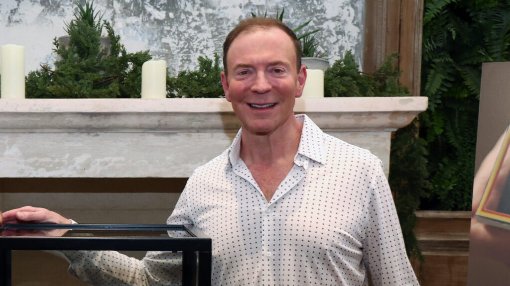 Ken Goldin Auctions: From $40M Collapse to Netflix Fame - Puck