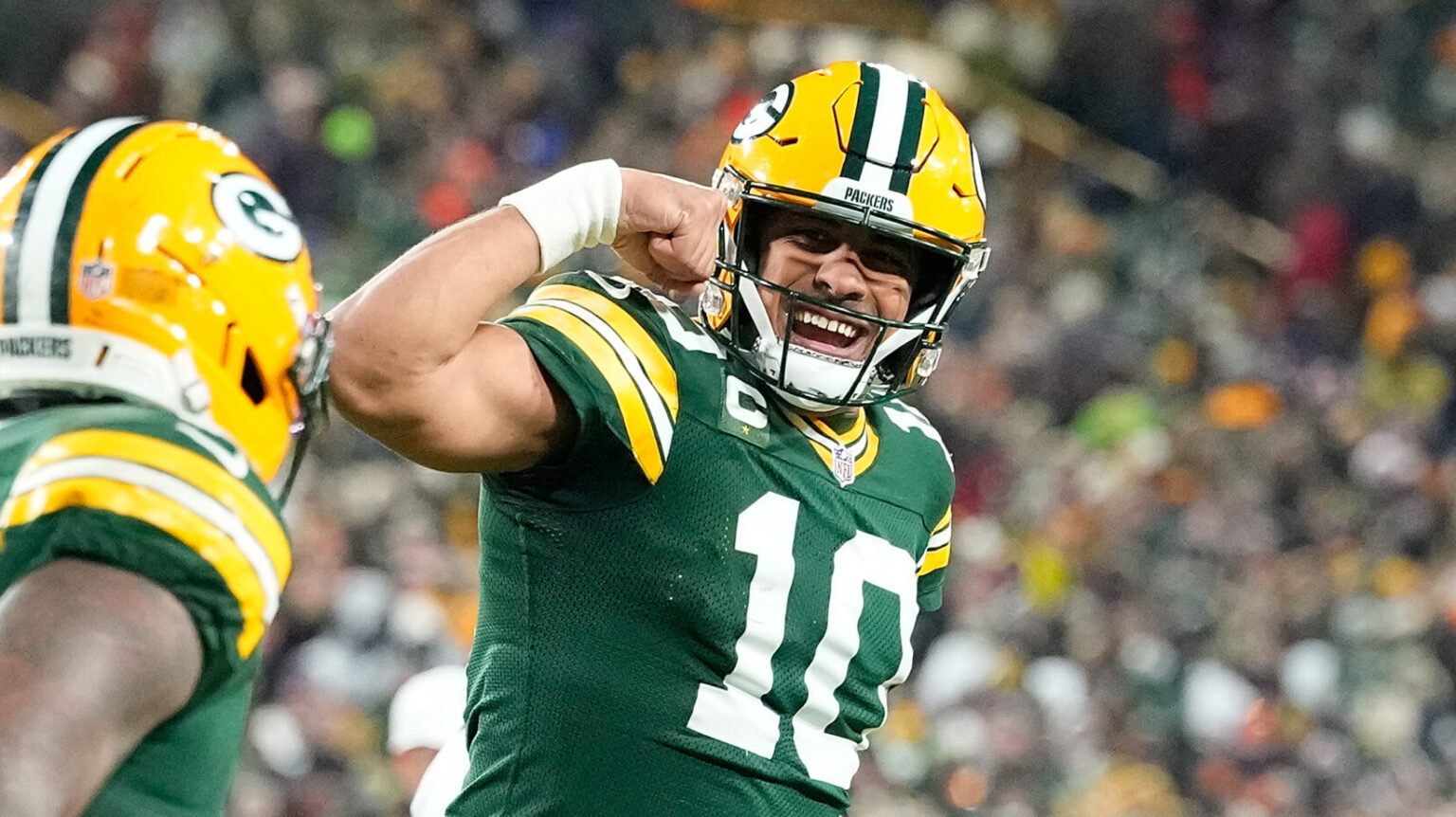 Amazon’s Wild-Card Windfall: How Prime Video Got Packers-Bears - Puck